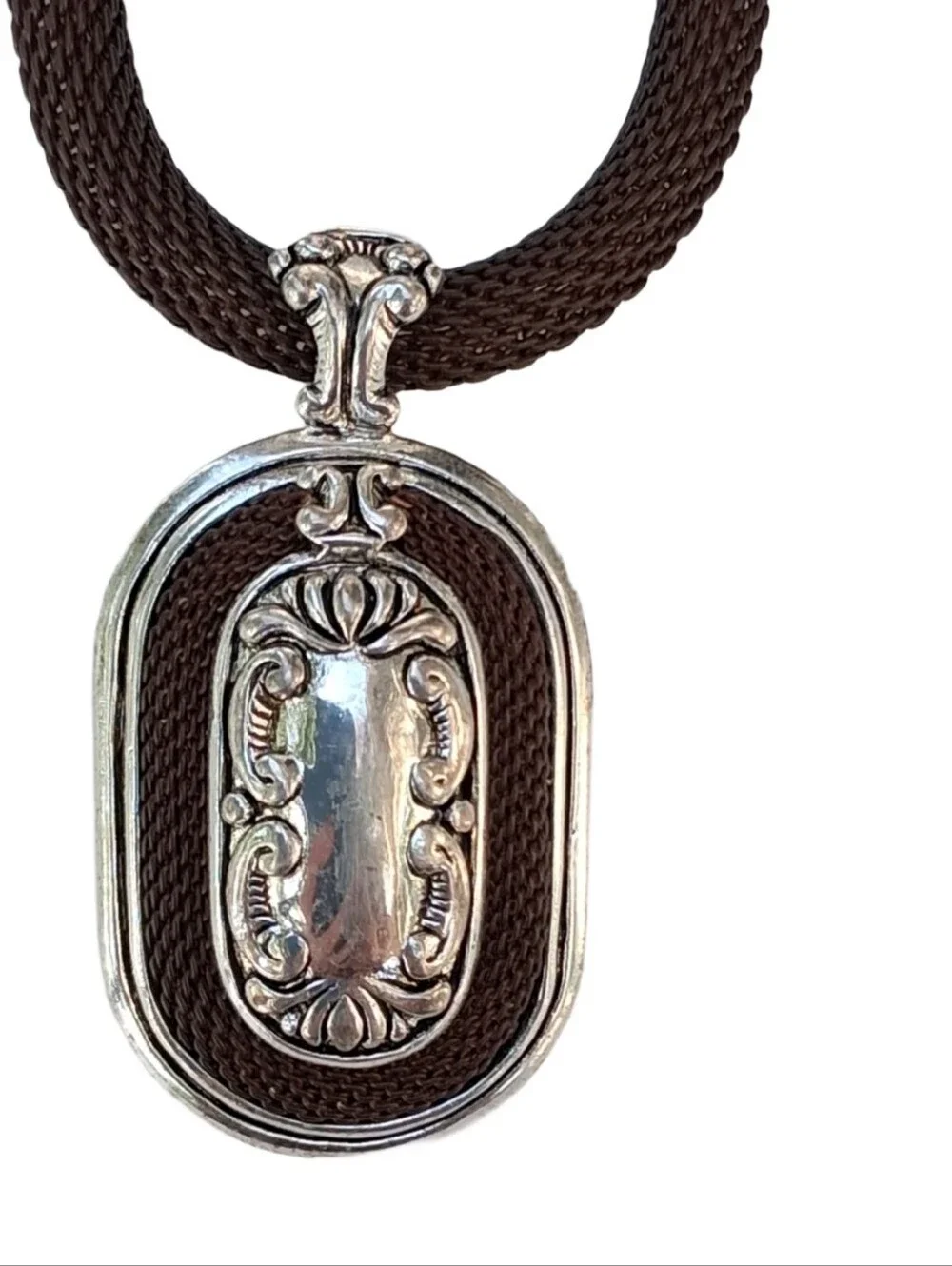Vintage | Jewelry | Vintage Silvertone Baroque Oval Pendant Necklace ...